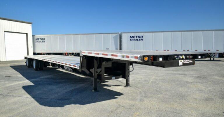 9 Commercial Applications for Flatbed Trailers